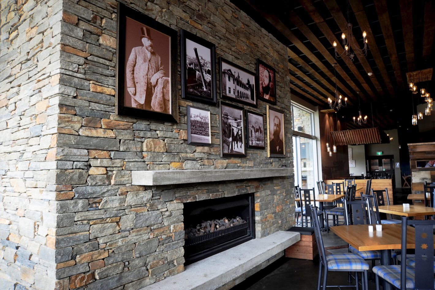 Commercial | Exterior Stone Tile