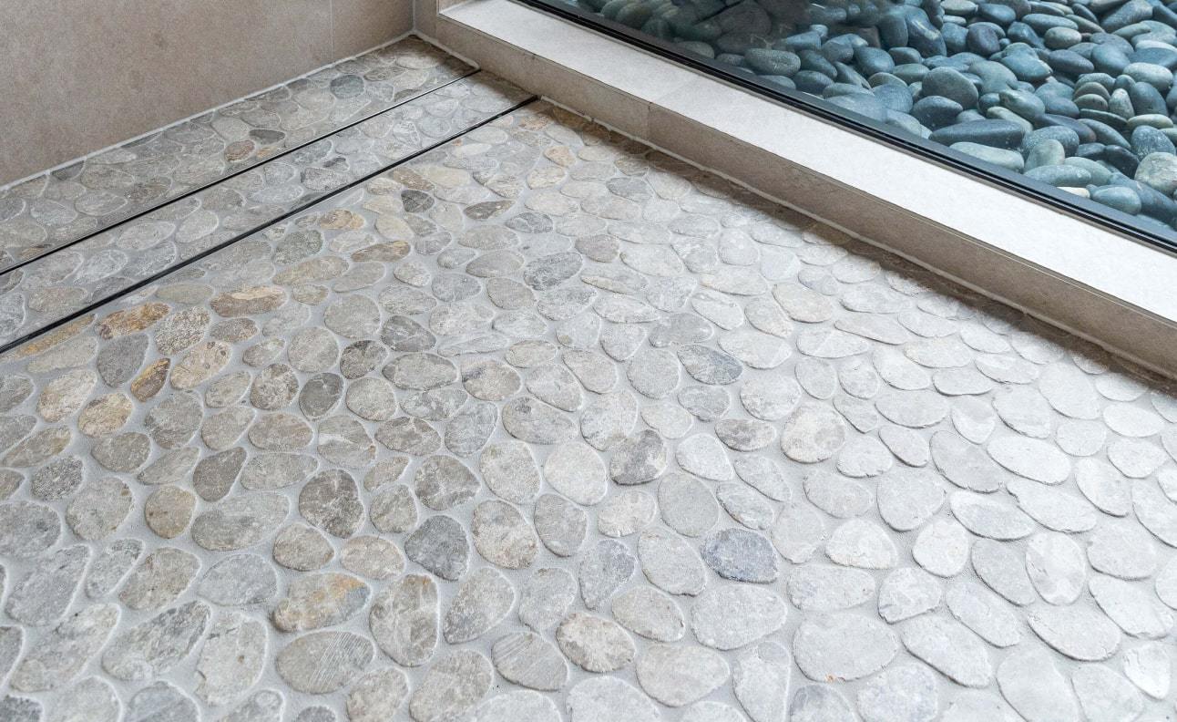Level Pebble | Wall & Pebble Floor Tiles